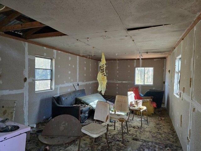 Caney Creek Rd, Moyers, Home For Sale