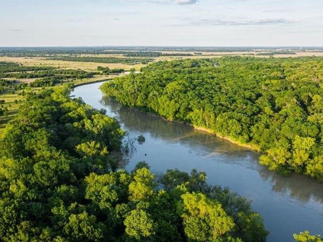 Caney Ct, Huntsville, TX 77320