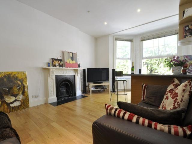 Canfield Gardens, South Hampstead NW6, 2 bed flat to rent, £2,730 pcm | PrimeLocation