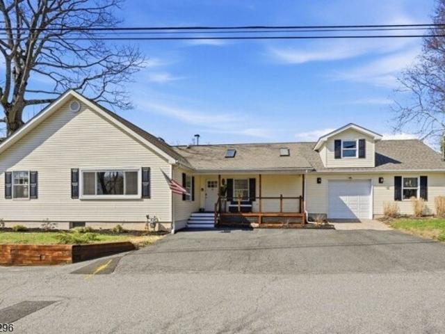 Canfield St, Hopatcong, Home For Sale