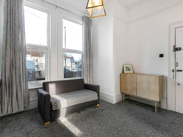 Canham Road, London, SE25 6RZ