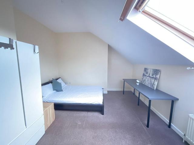 Canning Street, Newcastle upon Tyne NE4 6 bed house to rent £2,160 pcm £498 pw