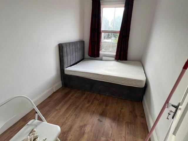Canning Town E16, 2 bed flat to rent, £1,700 pcm | PrimeLocation