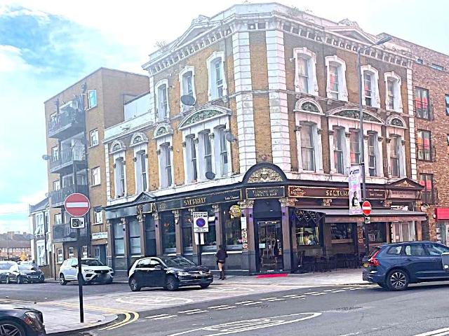 Canning Town, London E16, 2 bed flat to rent, £2,500 pcm | PrimeLocation