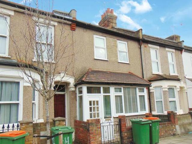 Canning Town, London, 2 Bedroom Terraced