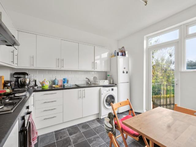 Cannon Hill Lane, London SW20, 3 bed maisonette to rent, £2,150 pcm | PrimeLocation