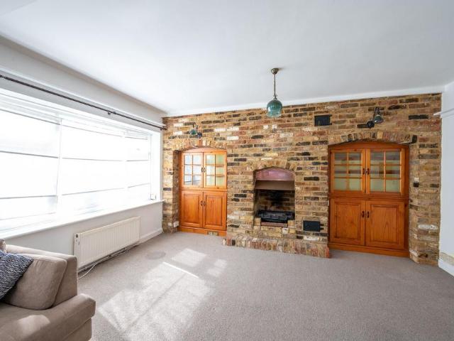 Cannon Hill Lane, Raynes Park. 3 bed semi detached house to rent £2,900 pcm £669 pw