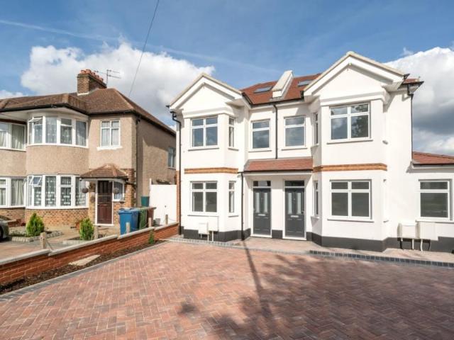 Cannon Lane, Pinner HA5, 4 bed semi detached house to rent, £3,150 pcm | PrimeLocation