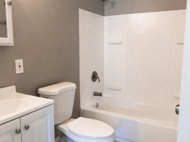 Canoe Creek Apartments 1 Bedroom Apartment for Rent at 500 Fair St, Henderson, KY 42420