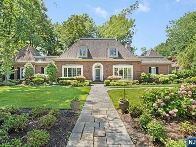 Canoe Ln, Roseland, Home For Sale