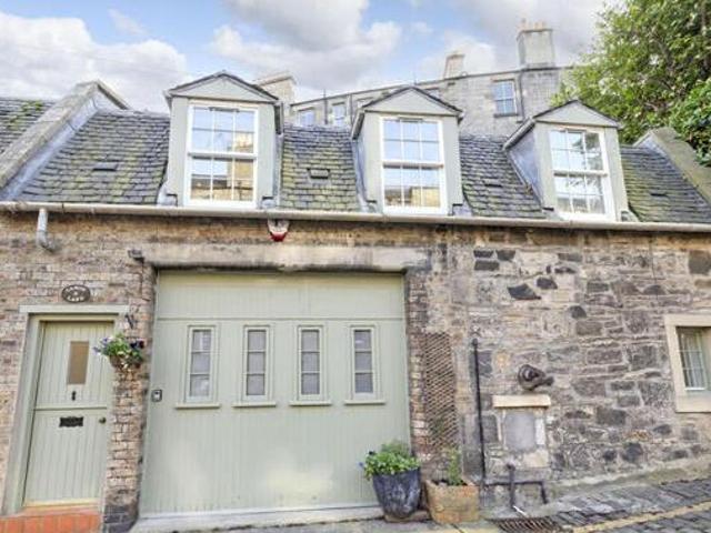 Canon Lane, Canonmills, 2 Bedroom Mews