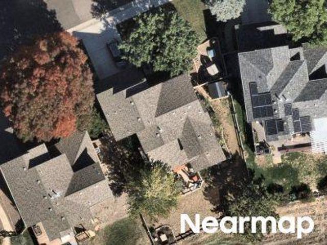 Canongate Ln