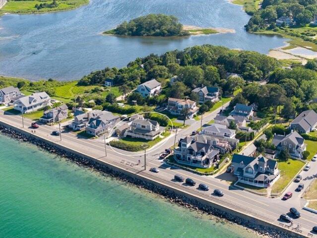 Canonicus Ave, Oak Bluffs, Home For Sale
