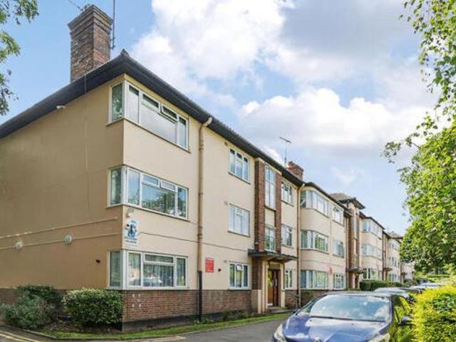 Canons Court Stonegrove, Edgware, 2 Bedroom Apartment