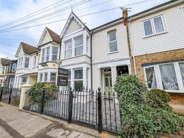 Canonsleigh Crescent, Leigh On Sea 4 bed semi detached house to rent £2,700 pcm £623 pw