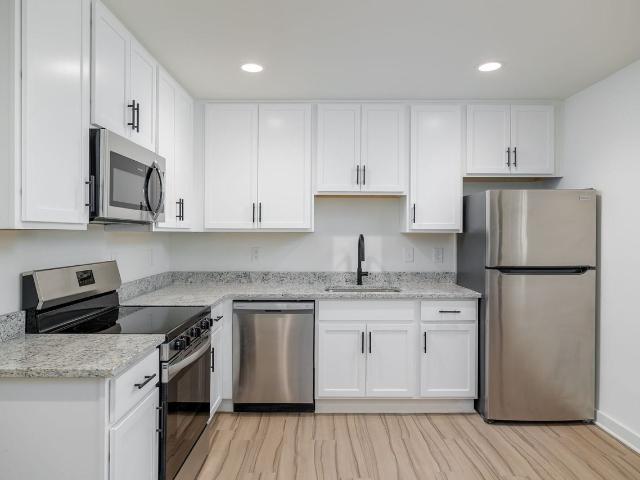 Canopy 2 Bedroom Apartment for Rent at 3106 Memorial Dr Se, Belvedere Park, GA 30317 Midway Woods