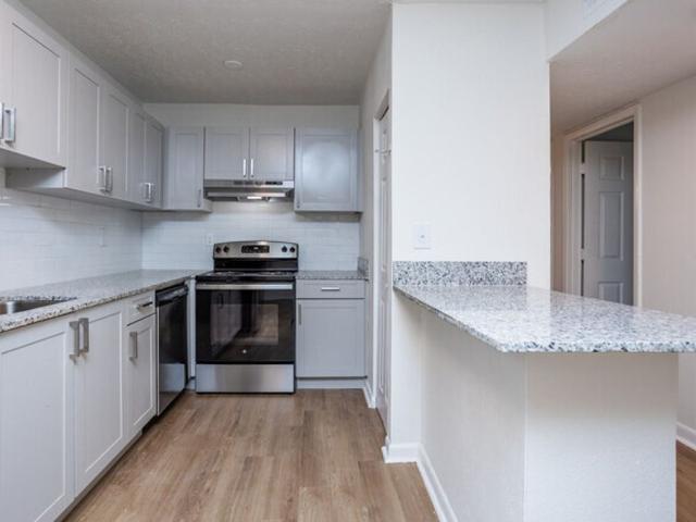 Canopy West Apartments 3 Bedroom Apartment for Rent at 2929 Landrum Dr Sw, Atlanta, GA 30311 Southwest Atlanta