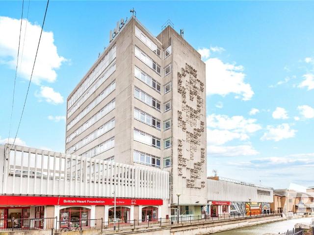 Canside, Meadow Walk, Chelmsford CM1, 1 bed flat to rent, £1,100 pcm | PrimeLocation
