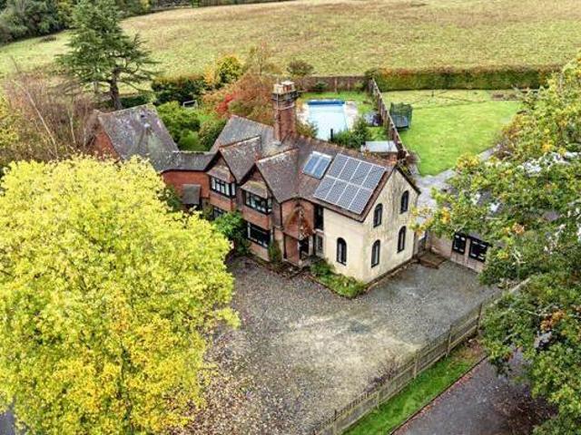 Cansiron Lane, Cowden, 5 Bedroom Semi detached