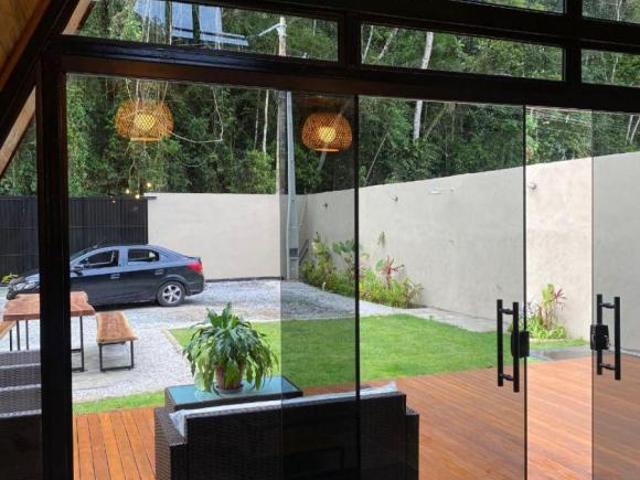 Cabana com 300 m² e 2 quartos à venda em Silop