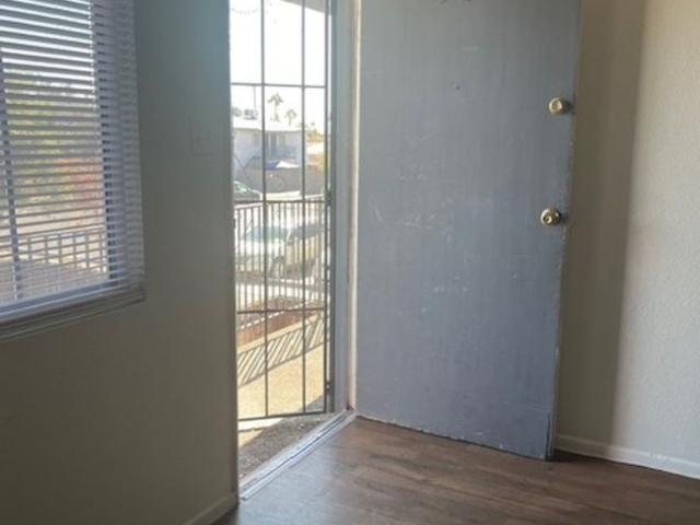 CABANA APARTMENTS AVAILABLE NOW 2 Bedroom Apartment for Rent at 2516 Tulip Ln, Las Vegas, NV 89101