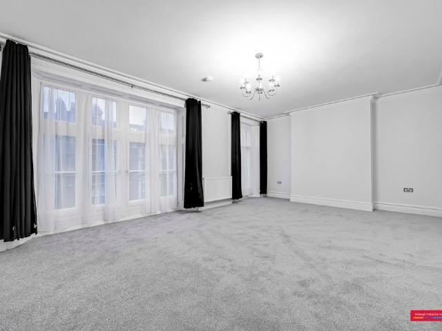 Cabbell Street, Marylebone, London, NW1 4 bed flat to rent £6,000 pcm £1,385 pw