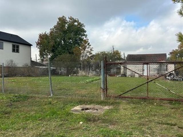 Cabell St, Houston, TX 77022