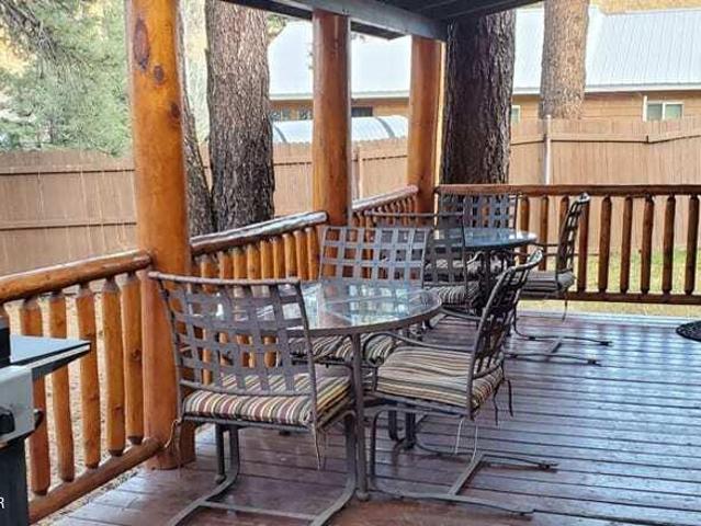 Cabin 90 Main Street