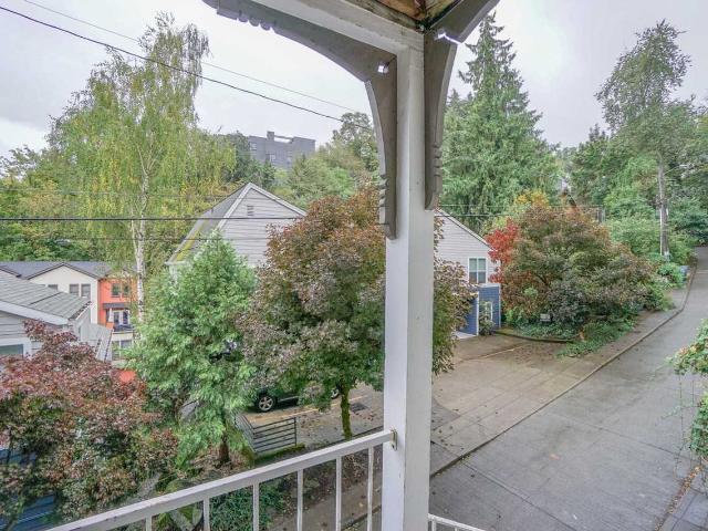 Cable Avenue 6 Plex 1 Bedroom Apartment for Rent at 1827 Sw Cable Ave, Portland, OR 97201 Southwest Hills