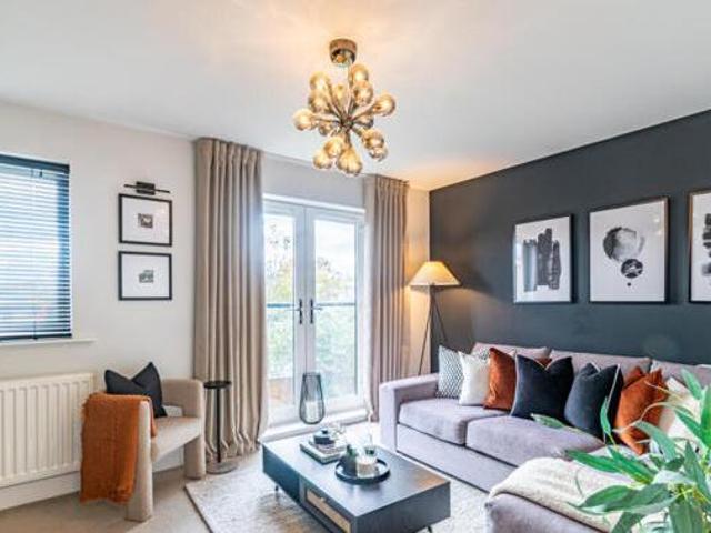 Cable Place, 3 Bedroom Terraced