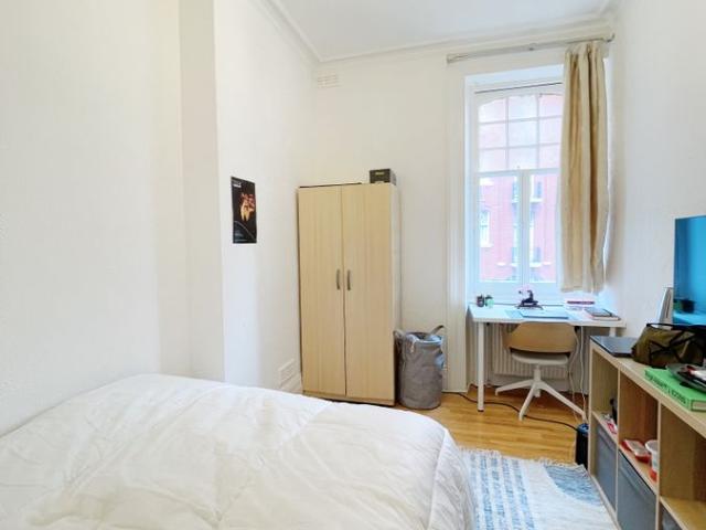 Cable Street, London E1, Room to rent, £850 pcm | PrimeLocation