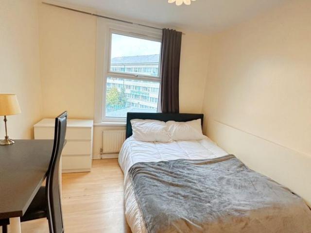 Cable Street, London E1, Room to rent, £850 pcm | PrimeLocation