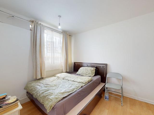 Cable Street, Pegswood Court, London E1, 4 bed maisonette to rent, £3,295 pcm | PrimeLocation