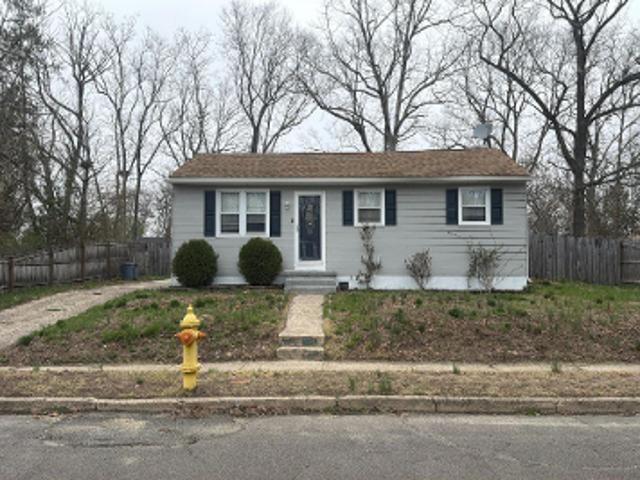 Cabot Dr