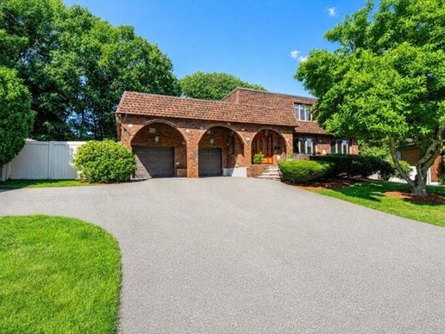 Cabot Rd, Stoneham, Home For Sale