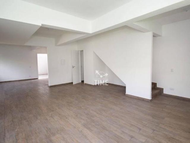 Cachoeira – Sobrado 118m², 3 quartos, 2 vagas, jardim privativo