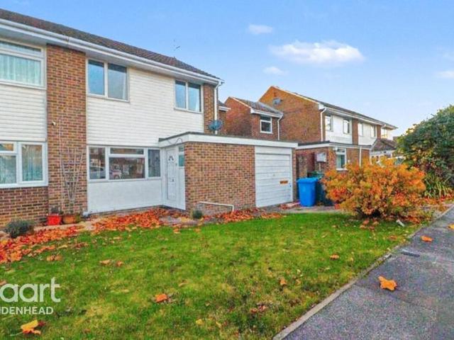 Cadwell Drive, Maidenhead 4 bed semi detached house to rent £2,450 pcm £565 pw