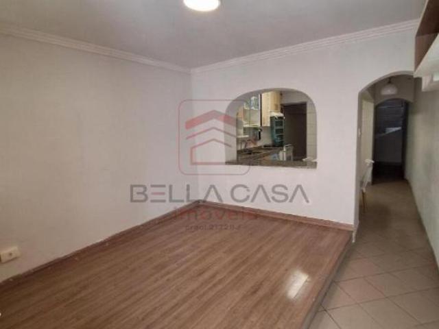 Cada de vila no Cambuci com uma Vaga na frente!