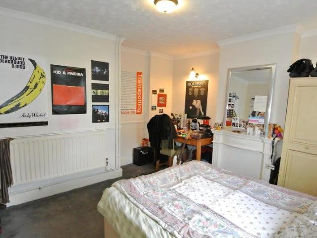 Caddy Close, Egham TW20, 4 bed detached house to rent, £2,880 pcm | PrimeLocation
