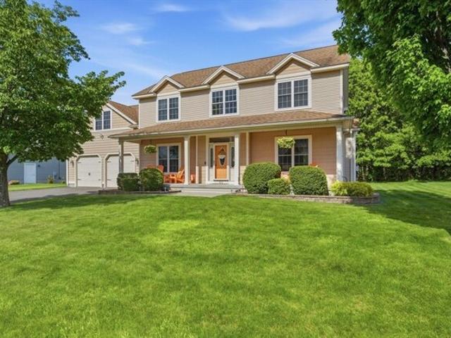 Caddyshack Dr, Chicopee, Home For Sale