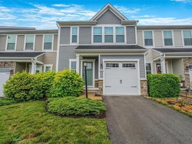 Cade Dr, Monaca, Home For Sale