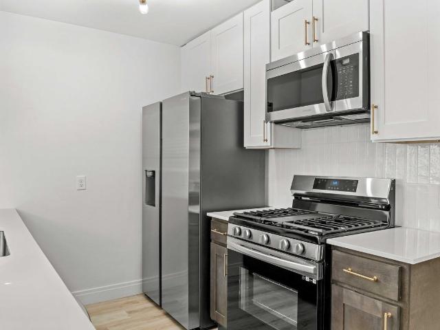 Cadence of Newport 1 Bedroom Apartment for Rent at 210 W 5th St, Newport, KY 41071