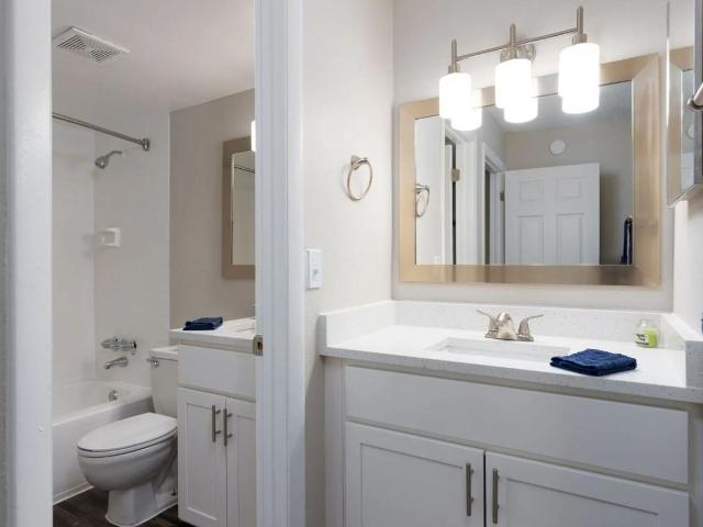 Cadence Crossing 1 Bedroom Apartment for Rent at 6203 Curry Ford Rd, Orlando, FL 32822 Engelwood Park