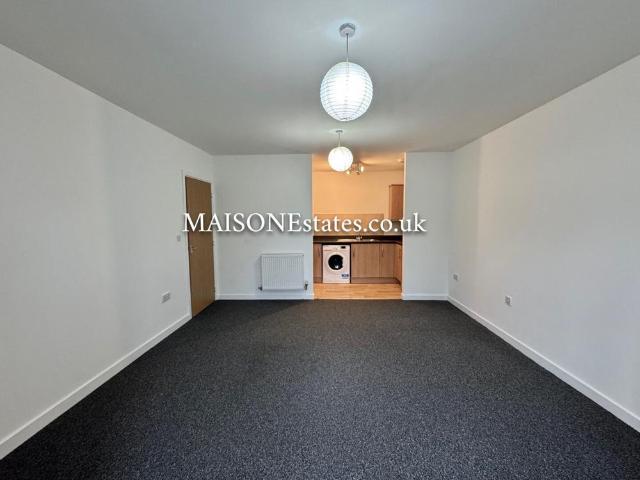 Cadet Close, NEW STOKE VILLAGE, Coventry, CV3