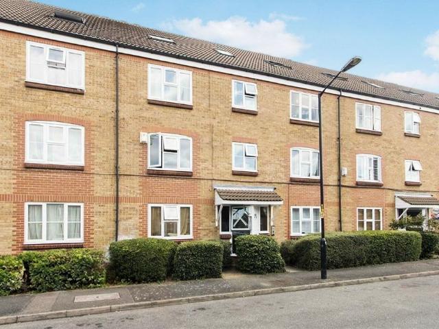 Cadet Drive, London SE1, 2 bed flat to rent, £2,200 pcm | PrimeLocation