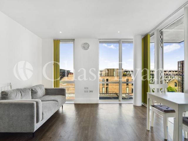 Cadet House, Royal Arsenal Riverside, 2 Plumstead Road, Woolwich, London SE18, 2 bed flat to rent, £2,350 pcm | PrimeLocation