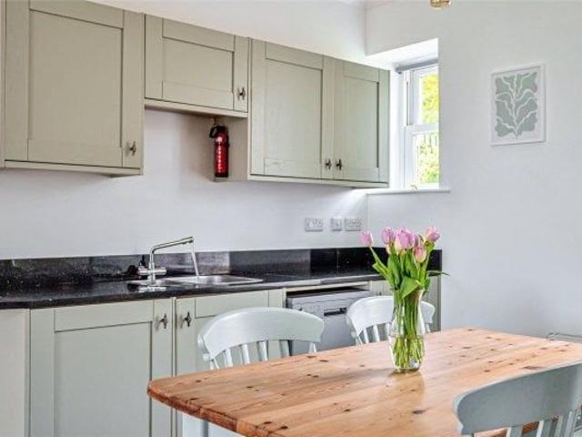 Cadgewith, Helston, TR12