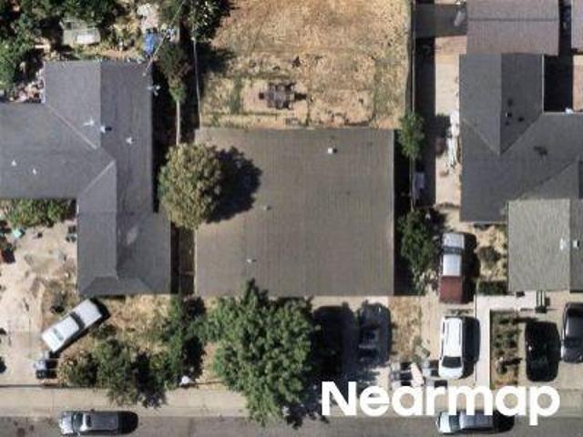 Cadjew Ave