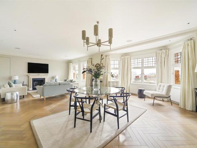 Cadogan Court, Chelsea, SW3 5 bed apartment to rent £17,333 pcm £4,000 pw