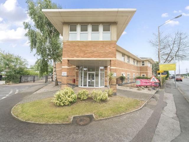 Cadogan House, Reading RG2, Studio to rent, £1,100 pcm | PrimeLocation